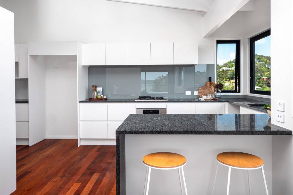 UNO Kitchens